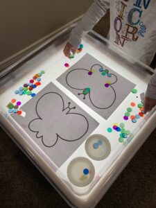 10 Entertaining Activities for Your Preschool Light Table – Xiao Panda ...